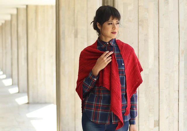 Malabrigo Wellingborough Shawl Pattern – Fillory Yarn